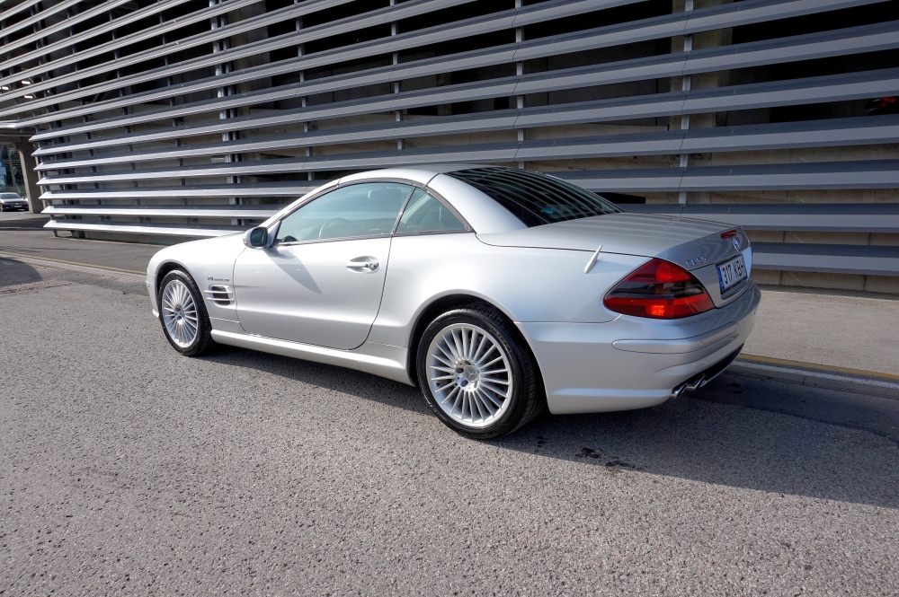 Mercedes-Benz SL55 AMG